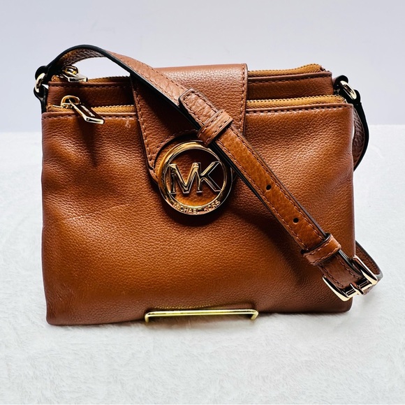 Michael Kors | Bags | Vintage Michael Kors Fulton Small Pebbled Leather ...